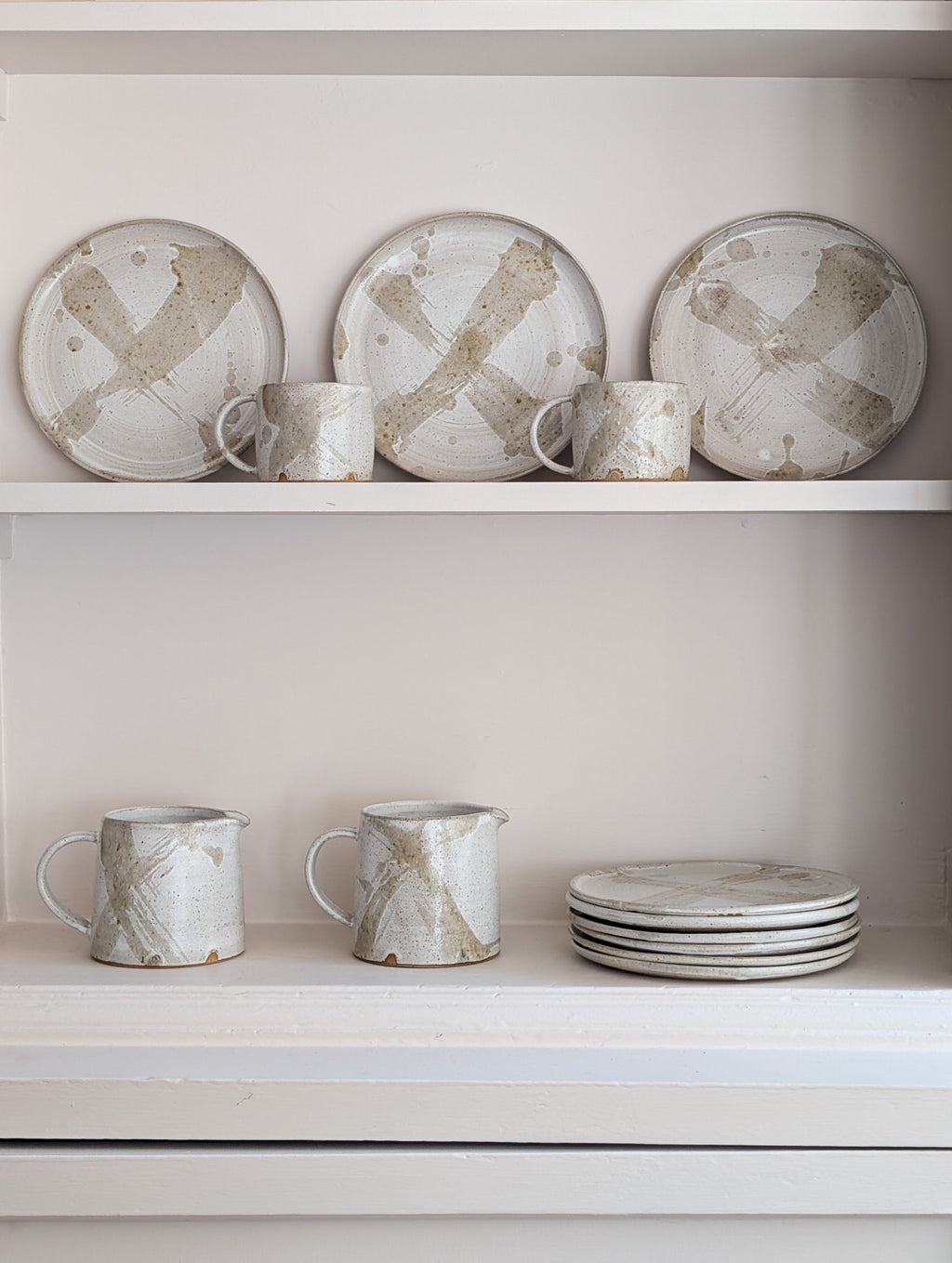Ash Crossed Plates – The Merchant's Table